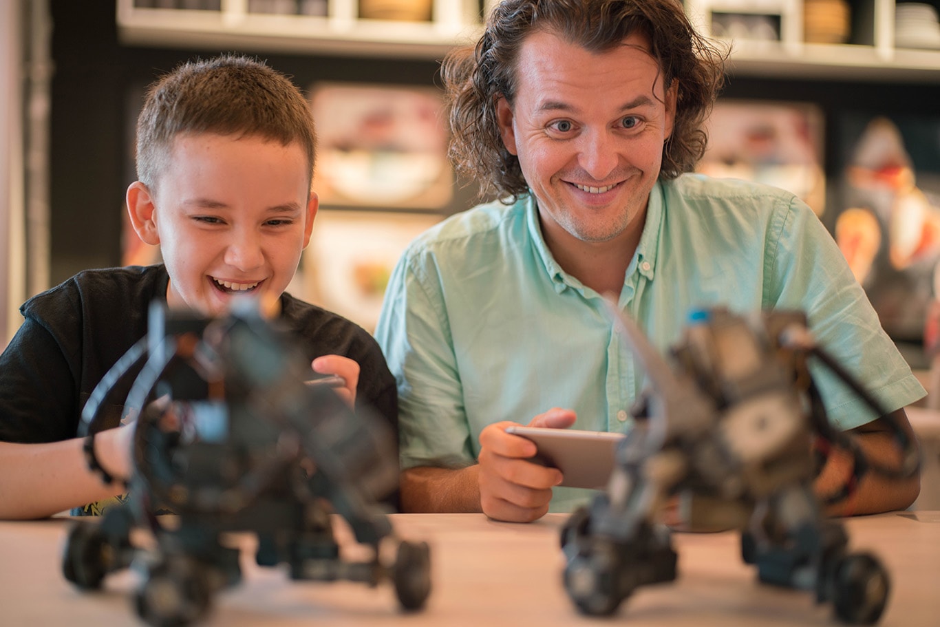 9 Ways Parents Can Support STEM Habits