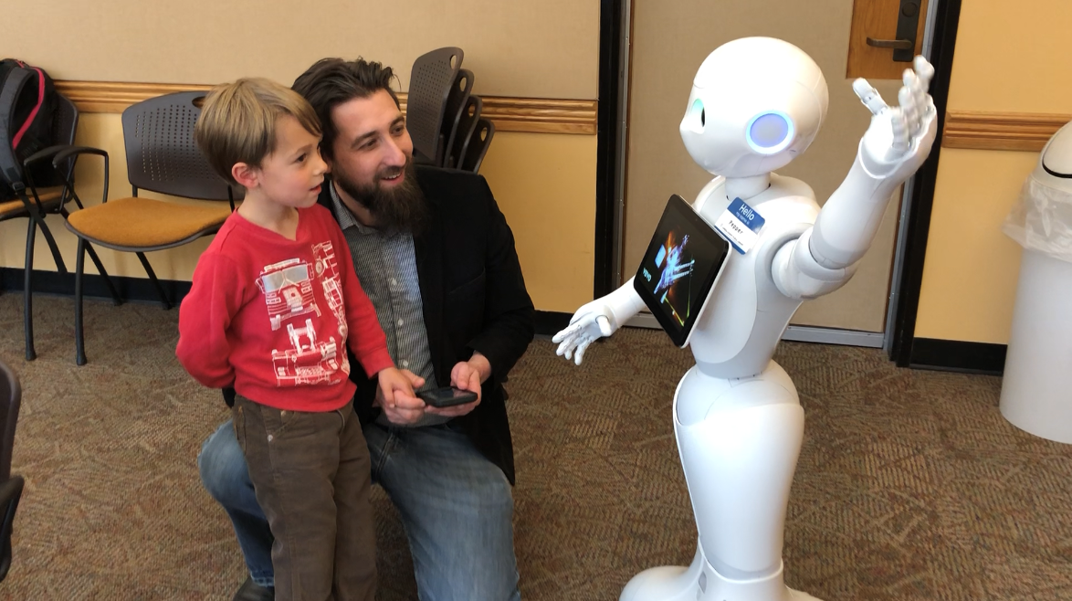Pepper Robot as a Teaching Tool for Libraries.