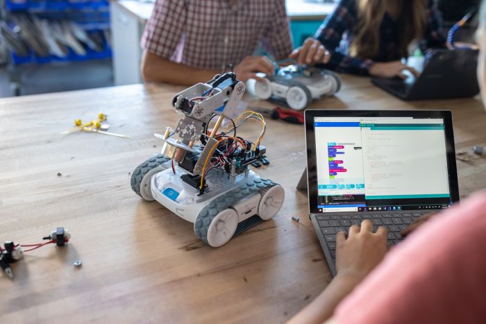 5 Reasons To Learn A New Programming Language In 2020