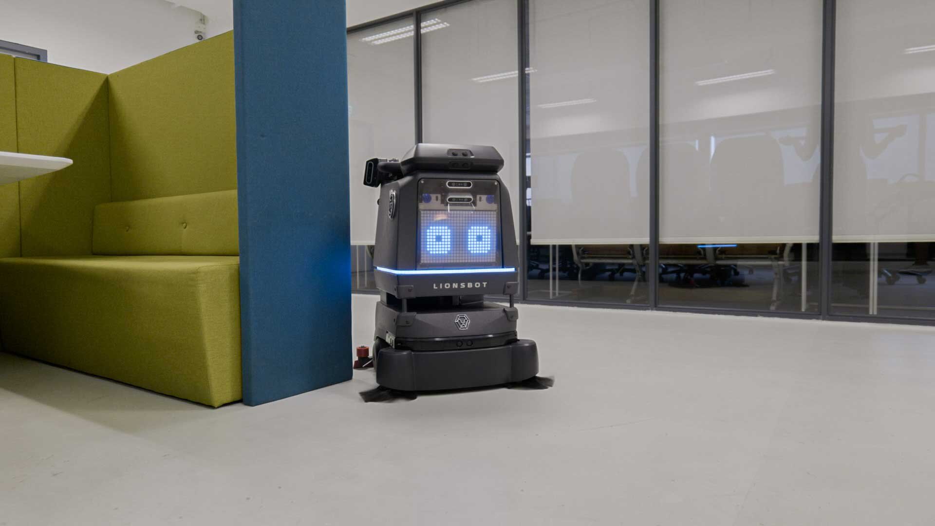 Lionsbot R3 Scrub Pro Robot