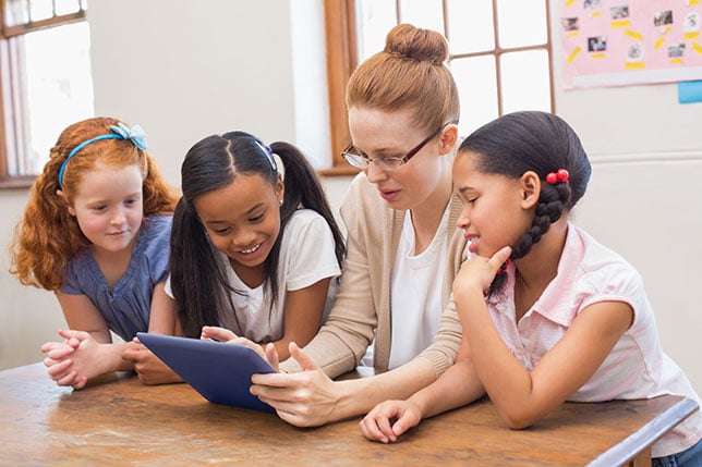 8 Ways for Old School Teachers to Embrace Technology