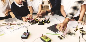 How Makerspaces in Schools Help Students Learn to Code